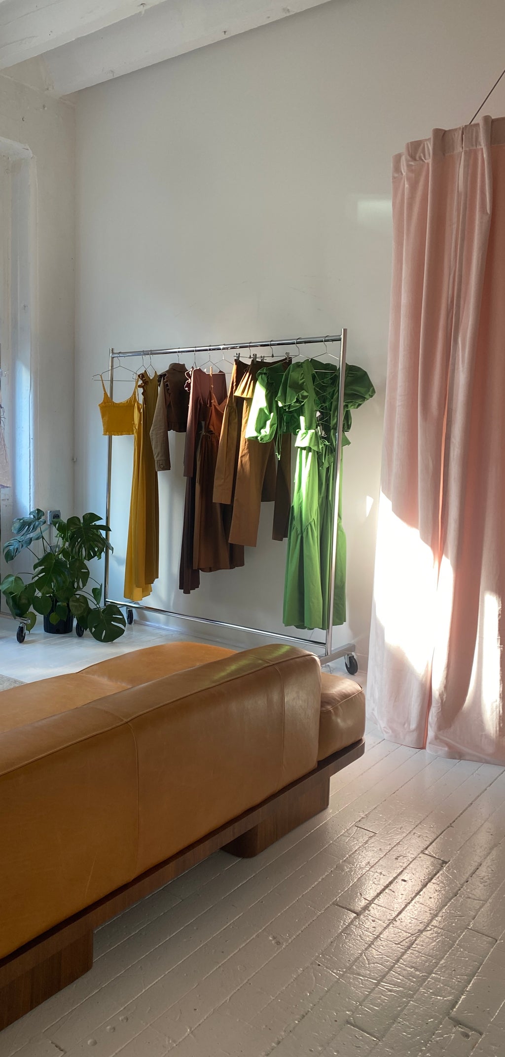 1-Hour Private Shopping Appointment • Please Read Description Before B ...